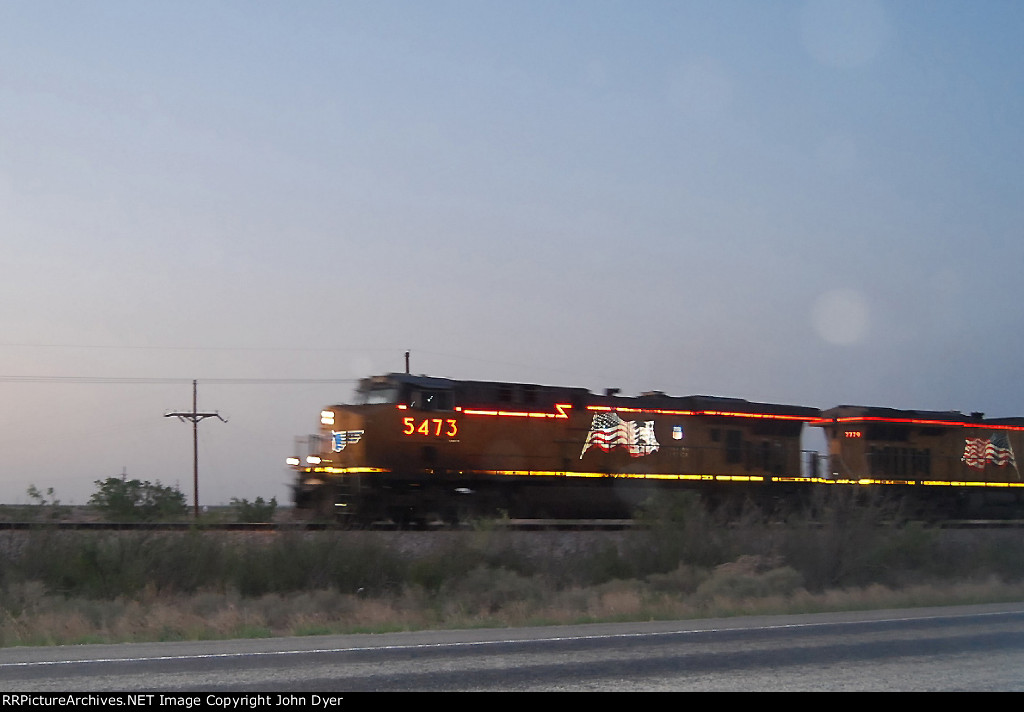 UP 5473 racing the darkness